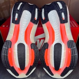 adidas | Shoes | Rare Adidas Ultraboost Light 23 Black Pink Hq6346 ...